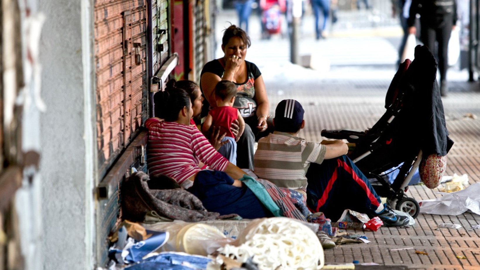 Una familia tipo necesitó más de $930.000 durante el mes de agosto para no ser pobre en ...