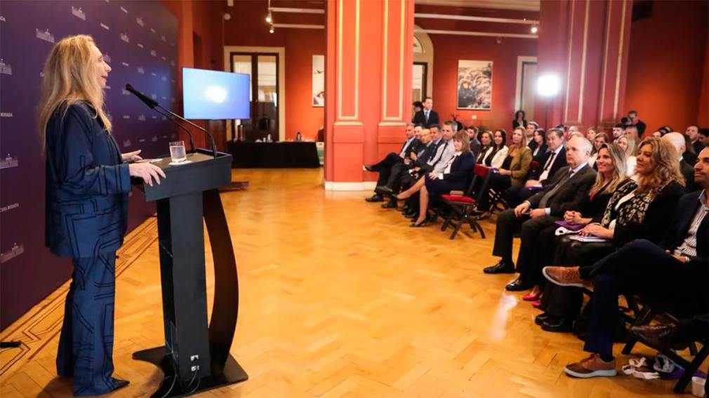 Karina Milei reunió a los diputados electos de La Libertad Avanza en la ...